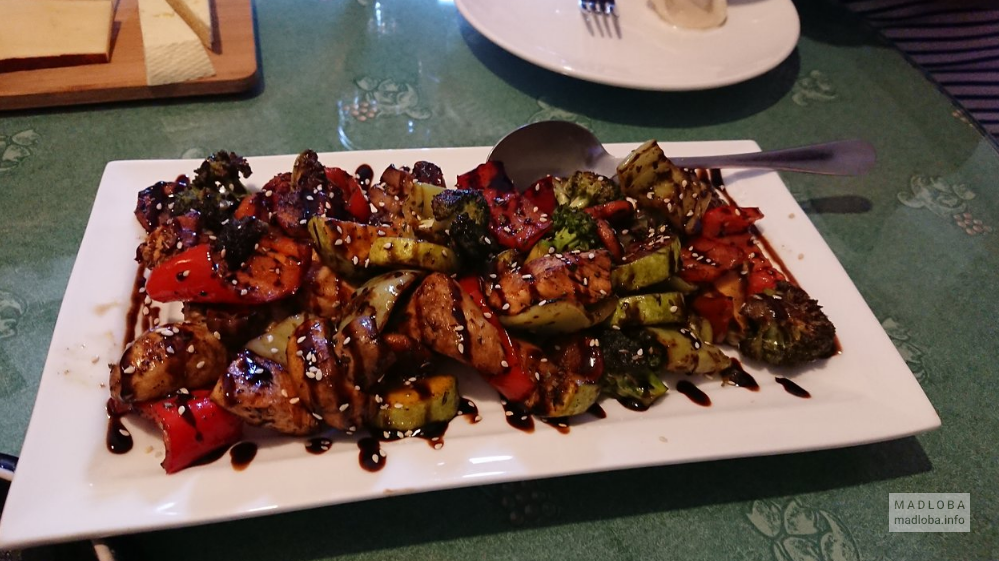 AmoRame Art Café restaurant in Tbilisi invites you to the best khinkali ...