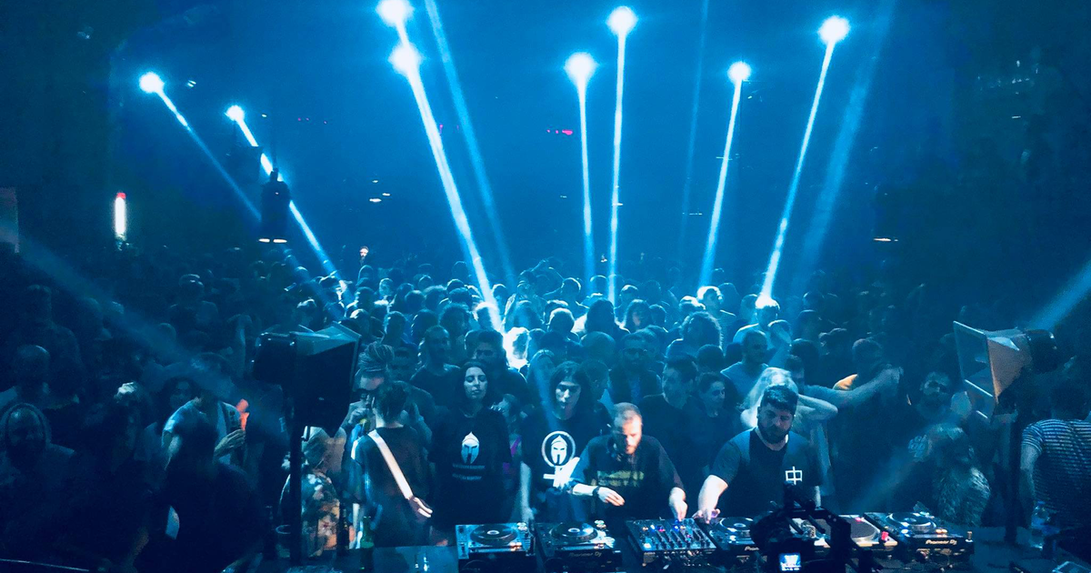 ლამაზი, ფერადი კლუბი თბილისში ბასიანი/ Bassiani, მაგარი დისკოები ...