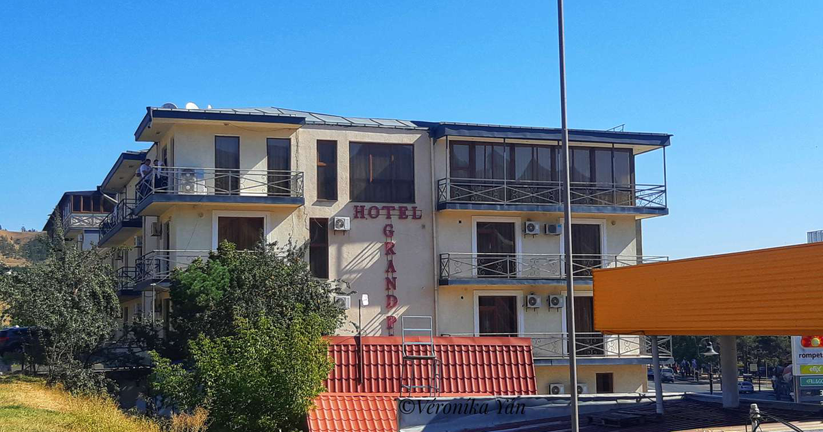 Hotel "Hotel Grand Palace" in Akhaltsikhe is an ideal choice for a ...