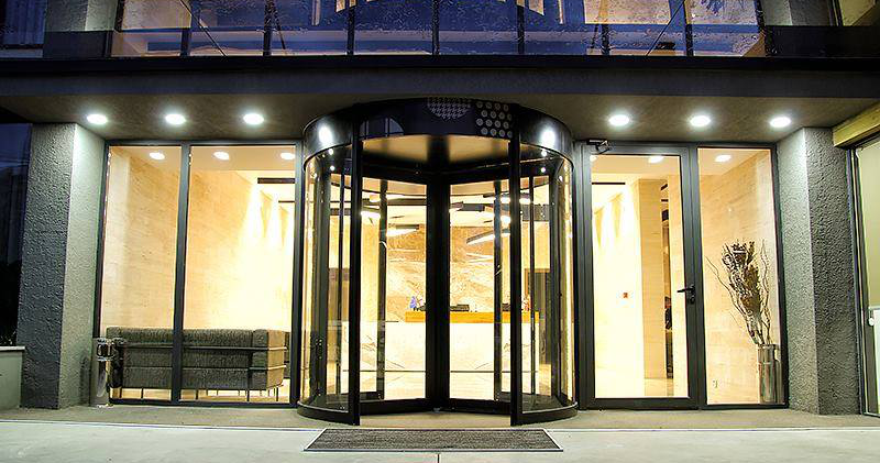 სასტუმრო "Hotel Iveria Inn" თბილისში. იდეალური არჩევანი თქვენი ...