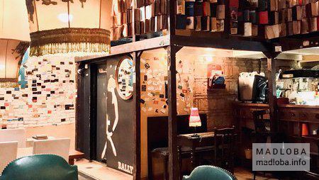 ევროპული სამზარეულოს იაფი ბარი Acid bar თბილისში. სად შემიძლია სასმელი ...