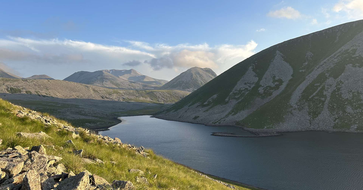 High mountain lake Levani, Samtskhe-Javakheti, Georgia | Unforgettable ...