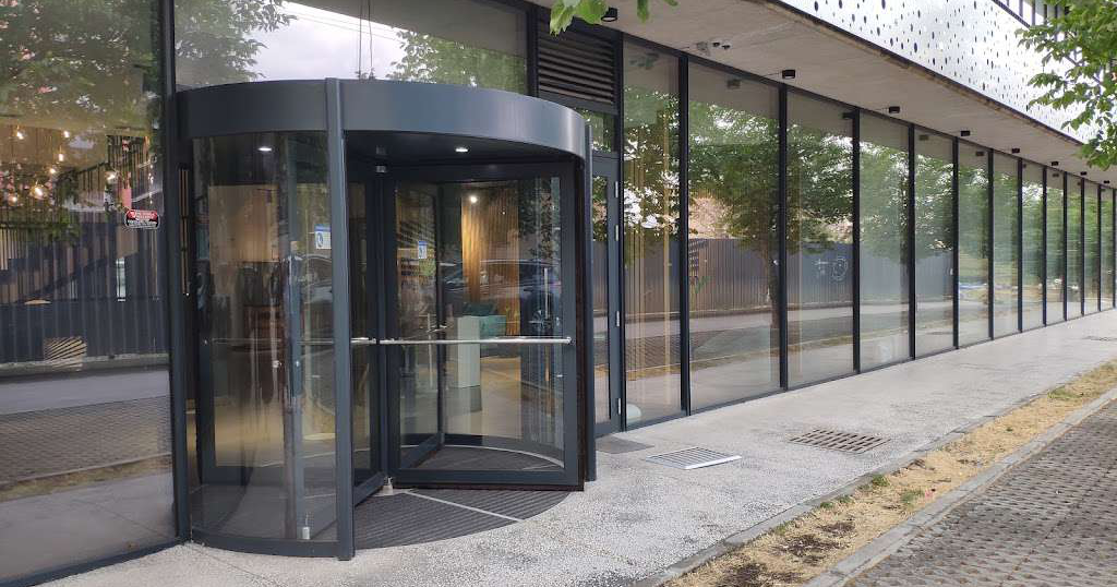 Raymann Hospital in Tbilisi. Customer reviews of doctors. Address and ...