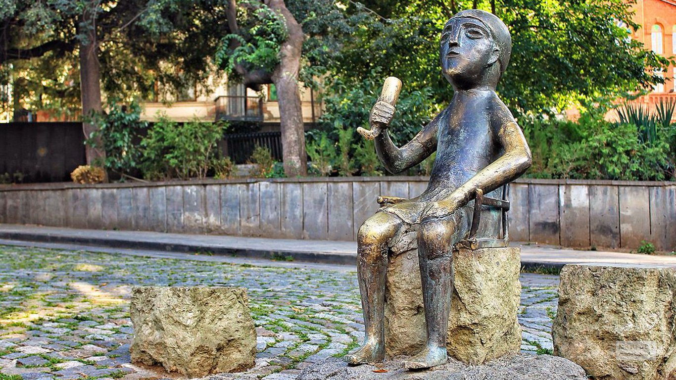 Important monuments in Georgia. The most famous sights in Tbilisi ...