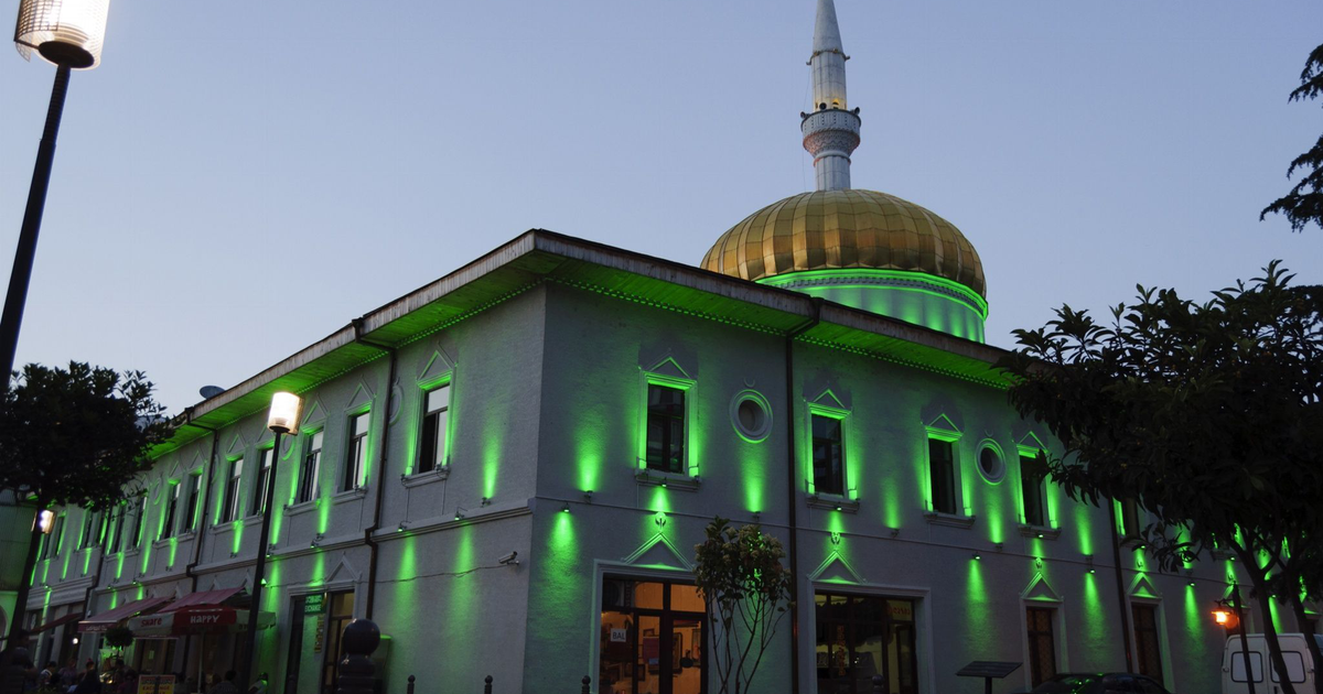 Orta Jami Mosque in Batumi | Historical landmark and unique ...