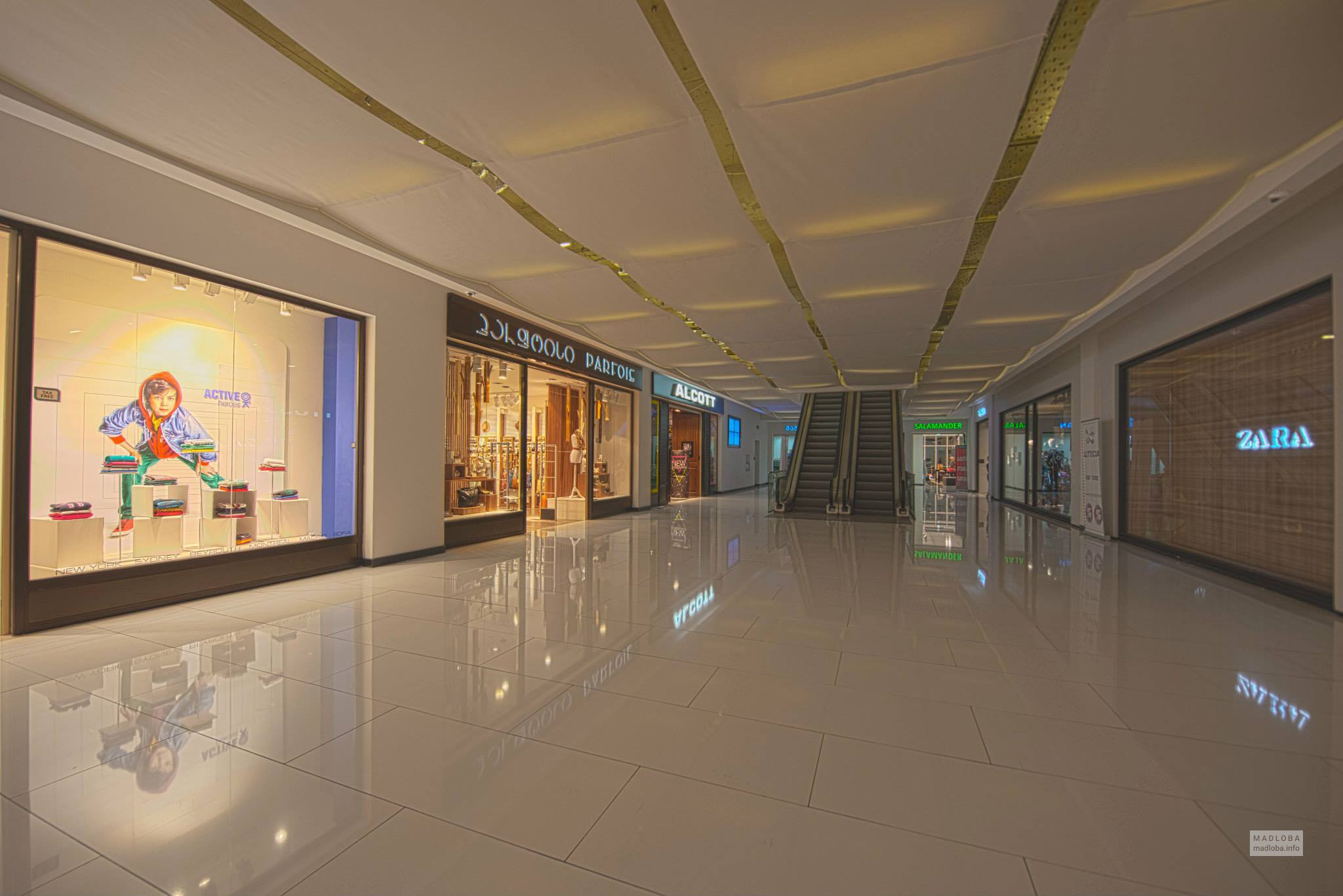 Buy clothes at the Merani Shopping mall in Tbilisi at an affordable ...