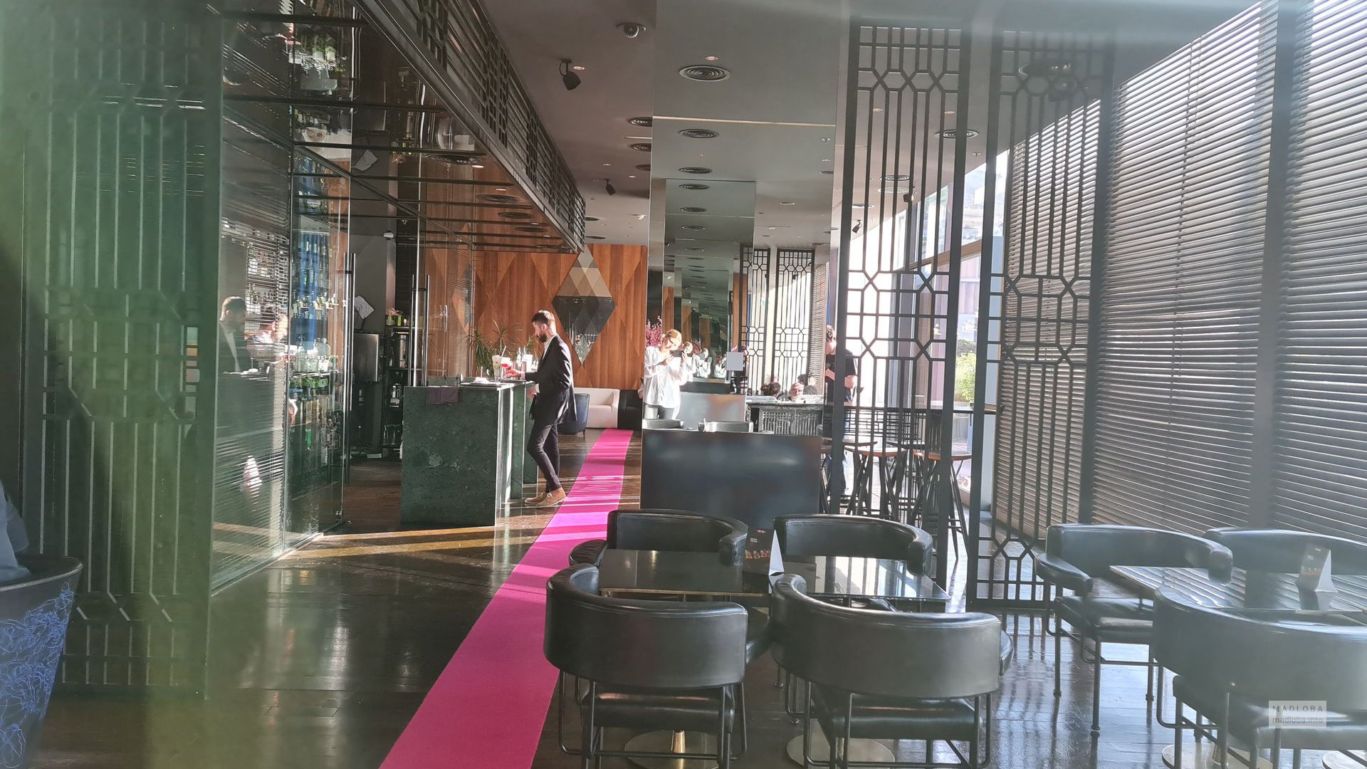 Umami Asian Restaurant in Tbilisi - Мадлоба